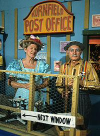 Minnie Pearl - HEE HAWHEE HAW